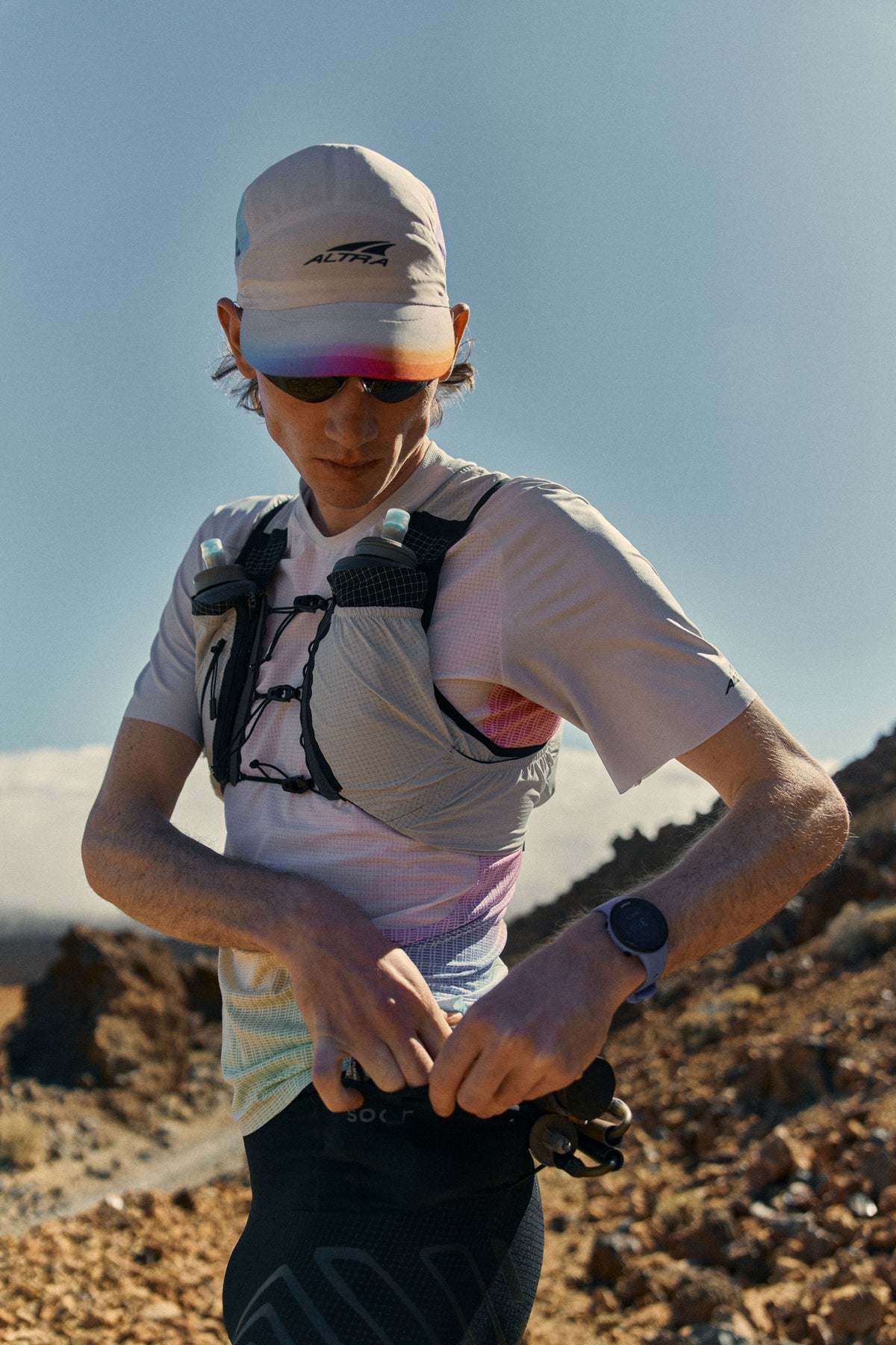 Men's Trail Race Pack | White – SOAR Running